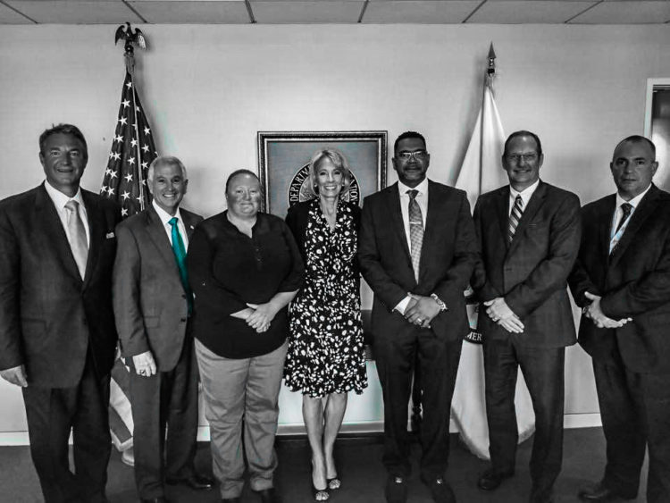 Eddie Rispone: Despite Some Resemblance, He’s No Ross Perot | Bayou Brief